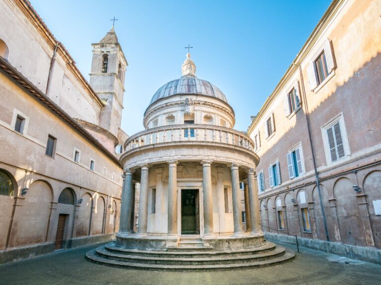 Discover Tempietto del Bramante, a Renaissance architectural ...